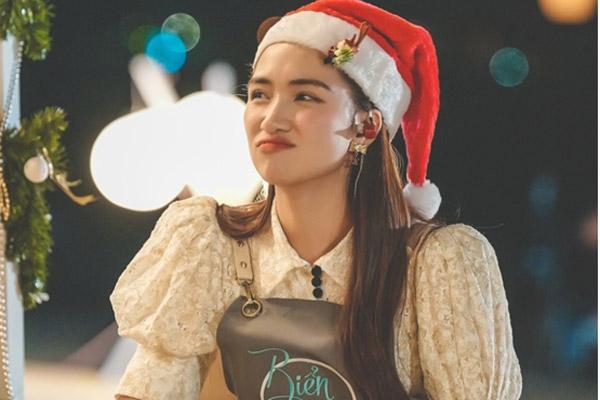 Hòa Minzy nói tiếng Anh độc lạ: Do you… tôm?