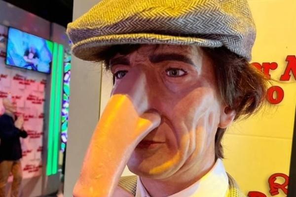 Cuộc đời bí ẩn của Thomas Wedders người có chiếc mũi dài nhất thế giới